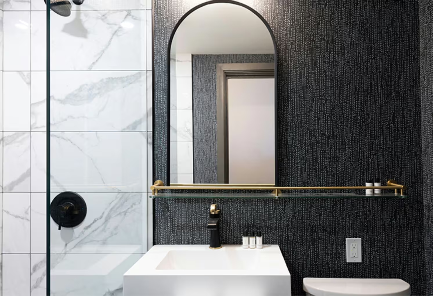 The Brock Niagara Falls Fallsview Tapestry by Hilton | KingKonree