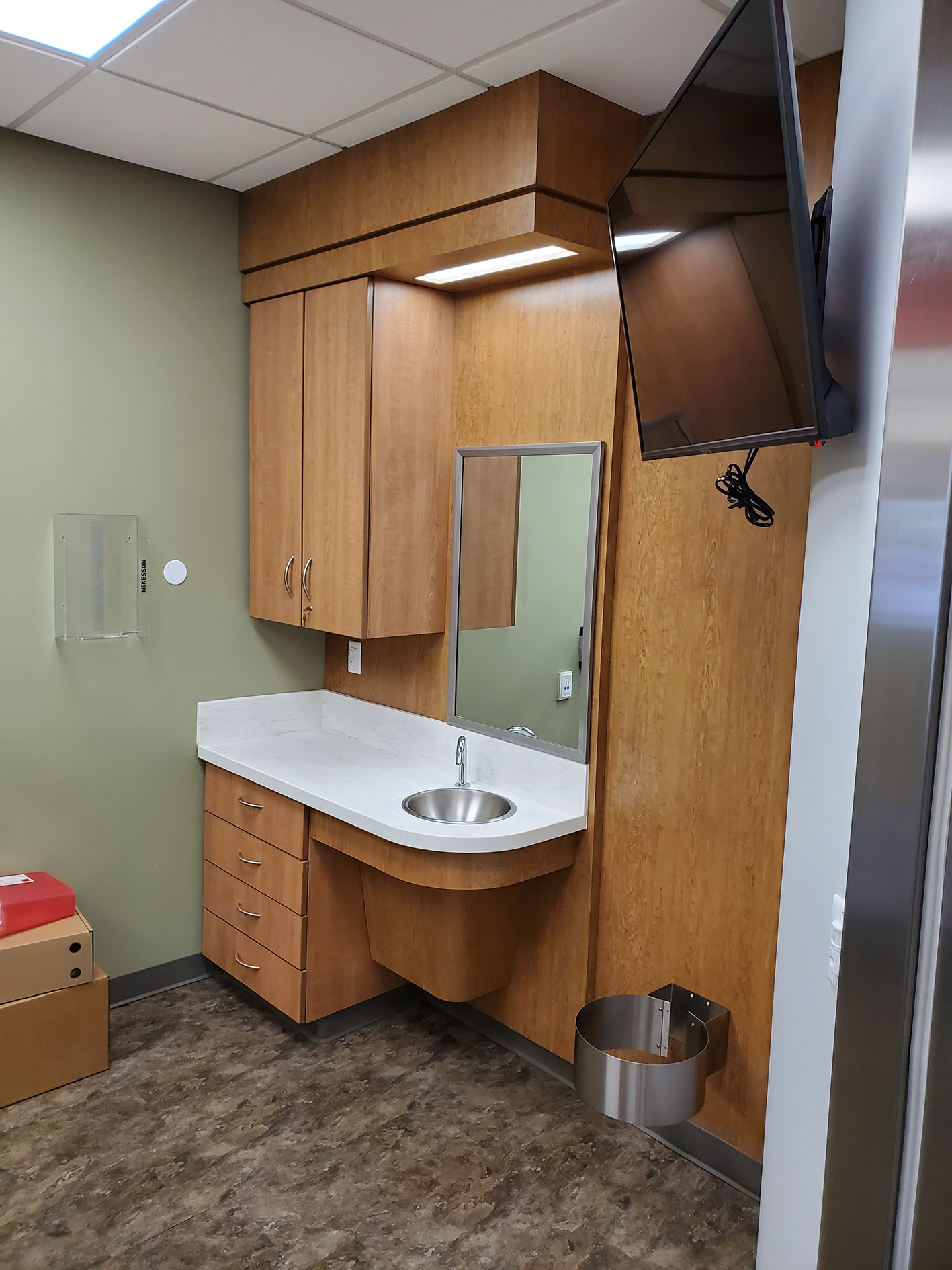 Customized Solid Surface Basins and Tops for Hospital Project | KingKonree